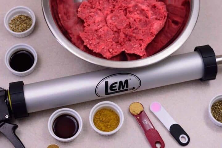 How to Make Ground Beef Jerky - Jerkyholic