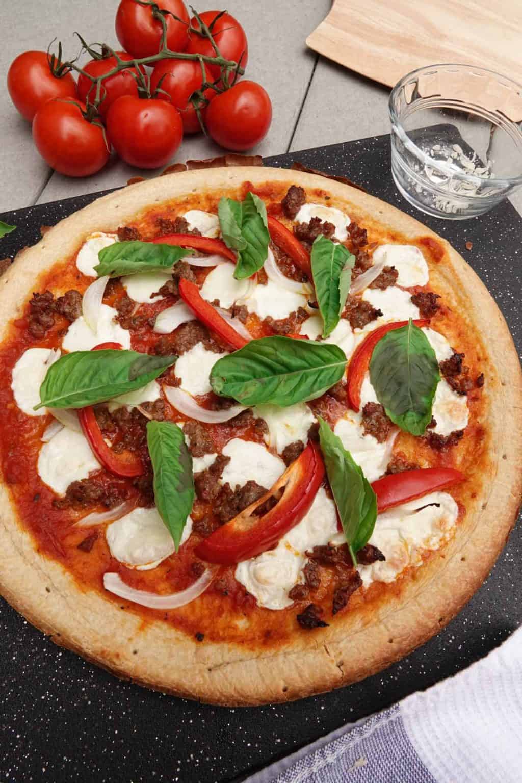 Cheesy Smoked Pizza (30 topping ideas) - Jerkyholic