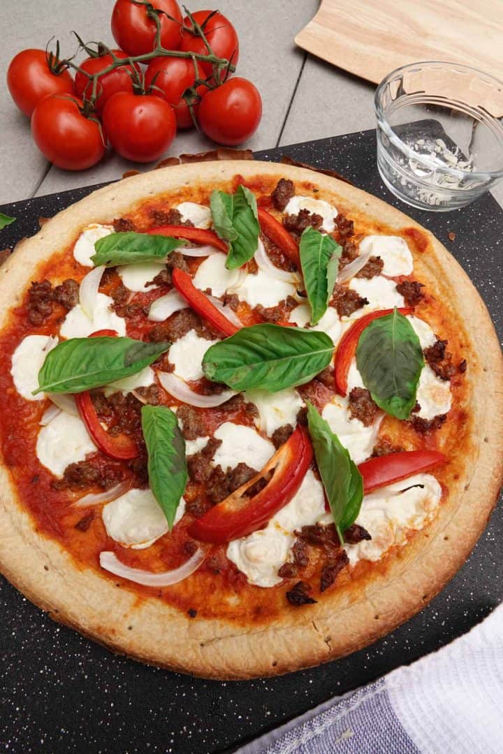 Cheesy Smoked Pizza (30 topping ideas) - Jerkyholic